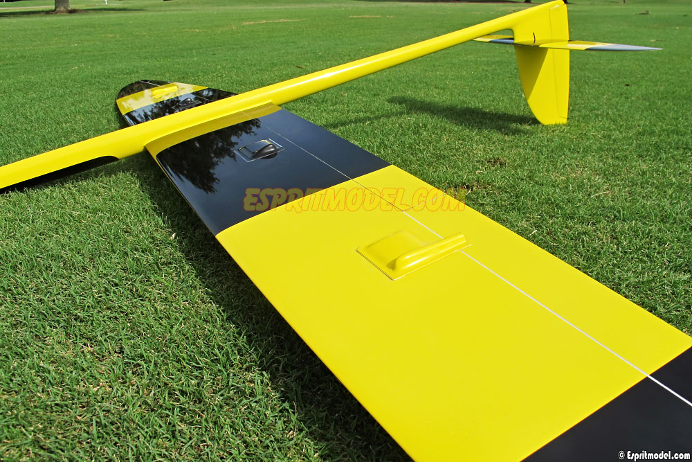 Rc Tomcat 2.5S Glass/Carbon (ARF)